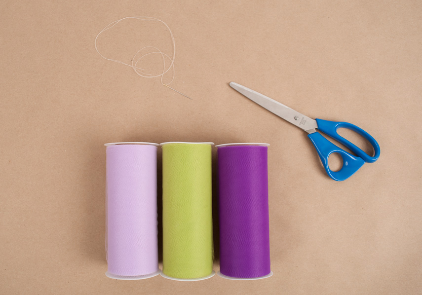 DIY: How to Make Tulle Roses | Gift Wrapping Tips